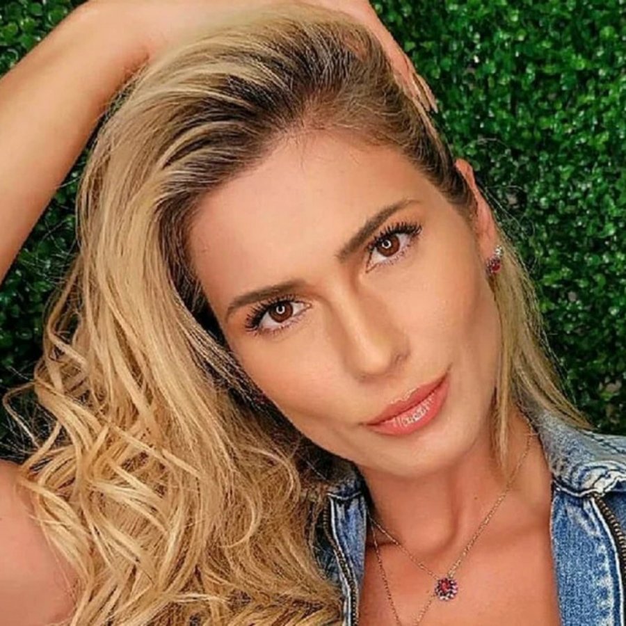 Lívia Andrade: conheça essa artista por uma ótica diferente!