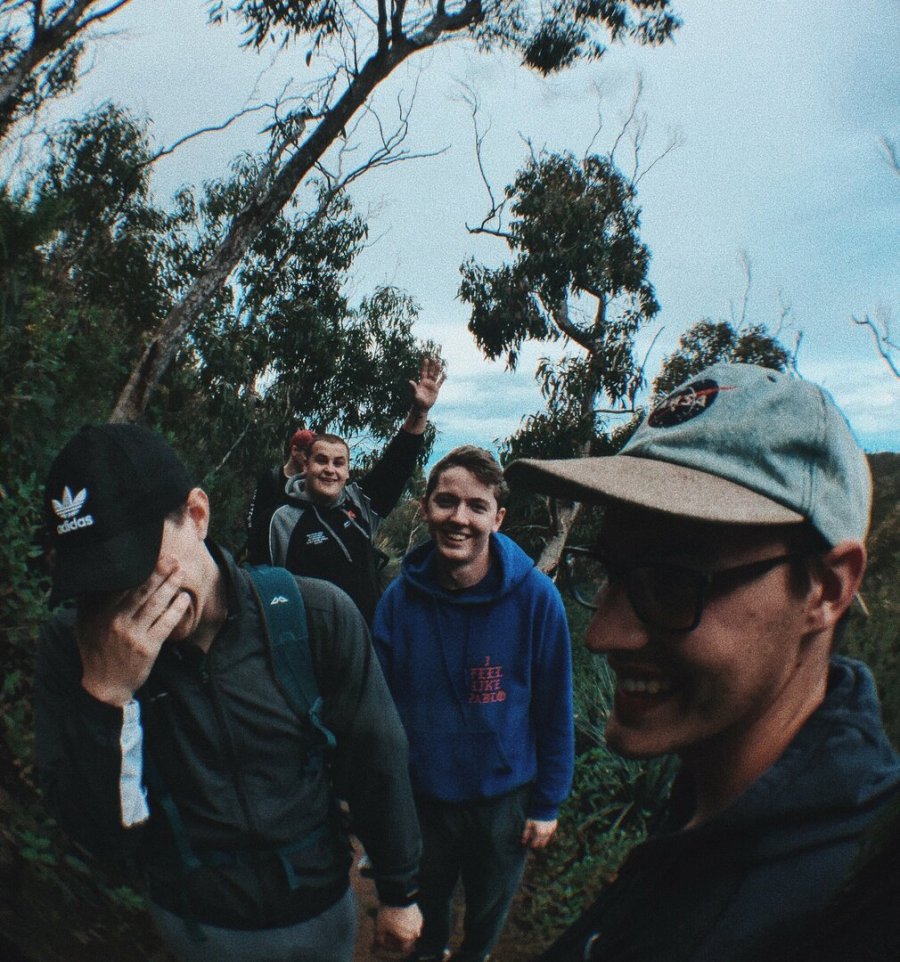 Frases de Kauê. Explore as curiosidades sobre ele!