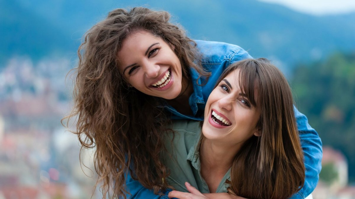 Anos de amizade. Demonstre afeto e gratidão por essa relação