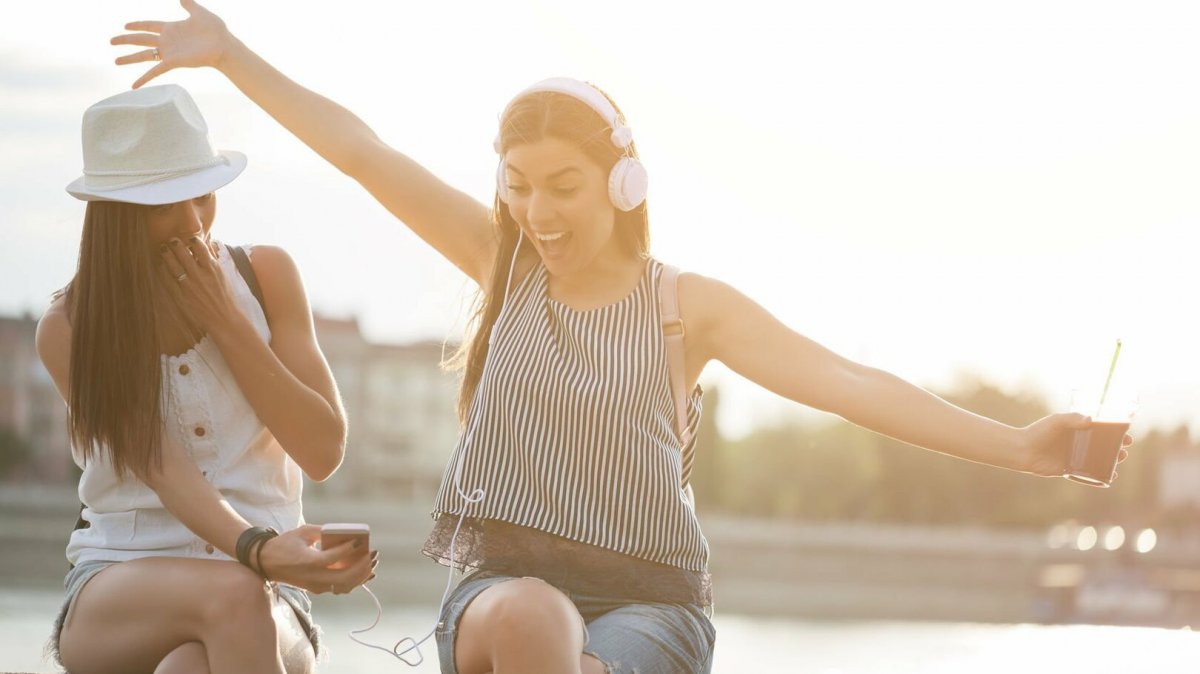 Frases para uma Amizade nova. É tempo de fazer grandes amigos.